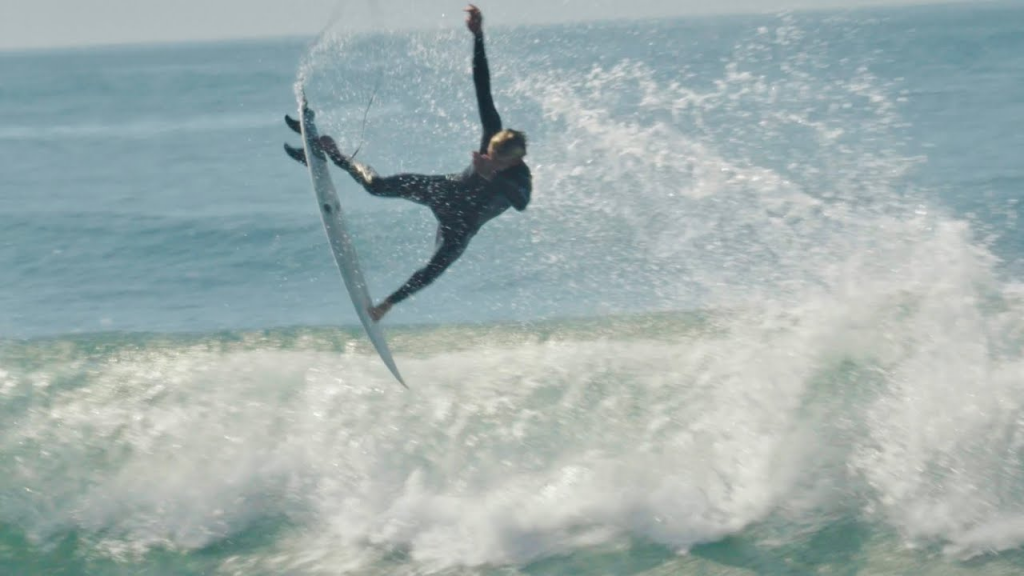 Sean Woods Surfing!!! Summertime south swell!! | NobodySurf