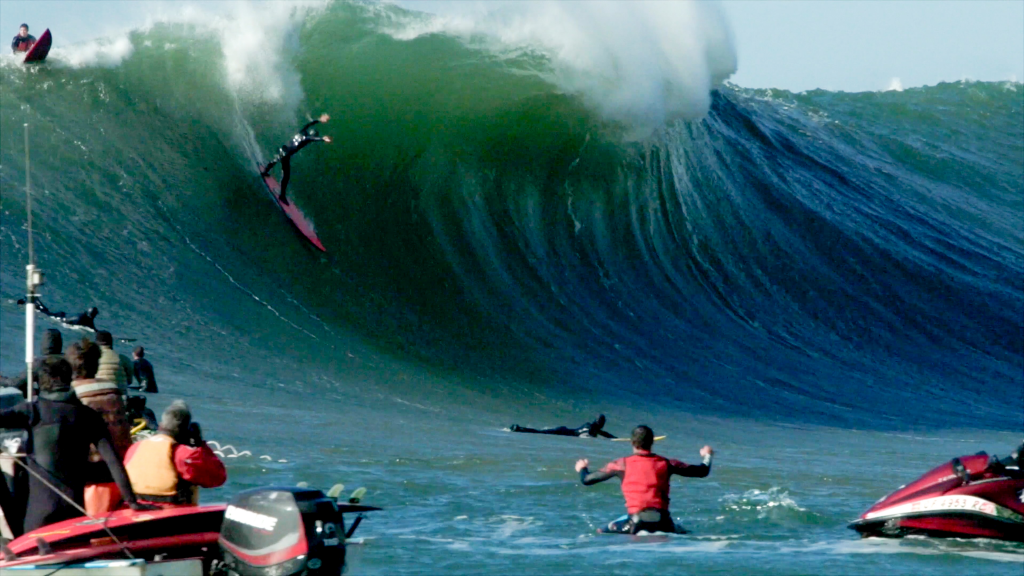 Mavericks, California | RAW DAYS | NobodySurf