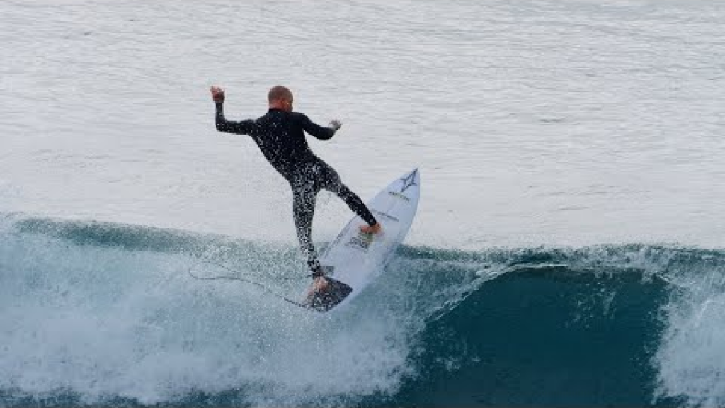 Board Sliding a wave | Chippa Wilson | NobodySurf