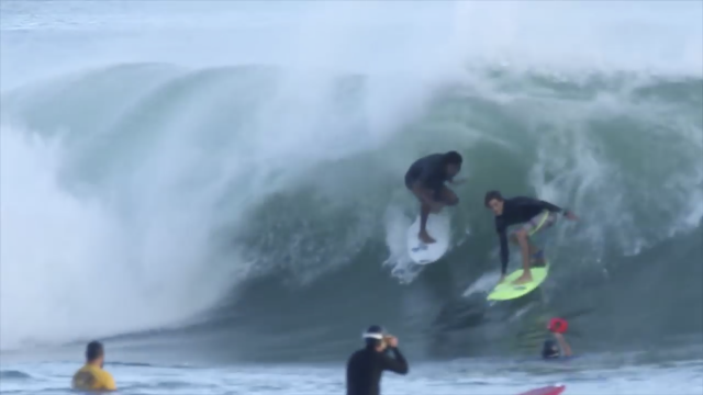 Town Traffic - Ala Moana Bowls | NobodySurf