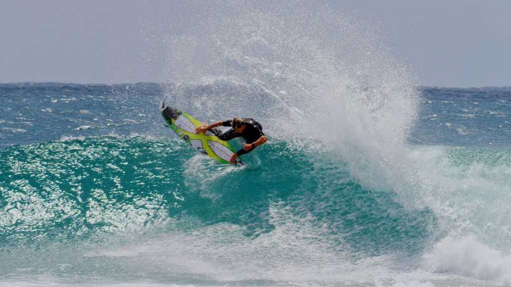 Jack Robinson & Mark "Occy" Occhilupo Surfing | Snapper Rocks | NobodySurf