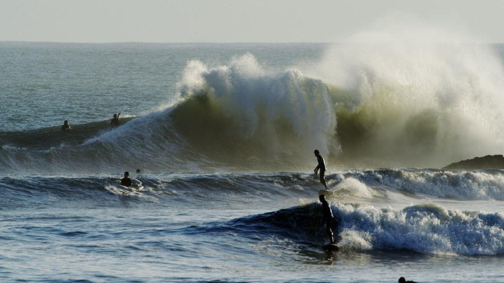 Surfing Massive Sandspit Backwash! Crazy Wipeout 2023 | NobodySurf