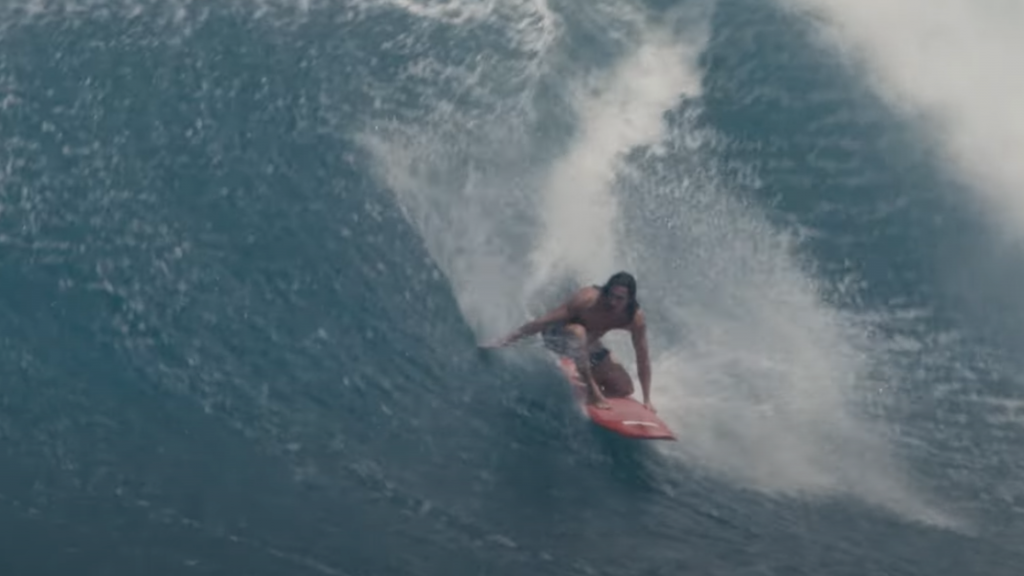 Spring Swells Awaken Sunset Beach | NobodySurf