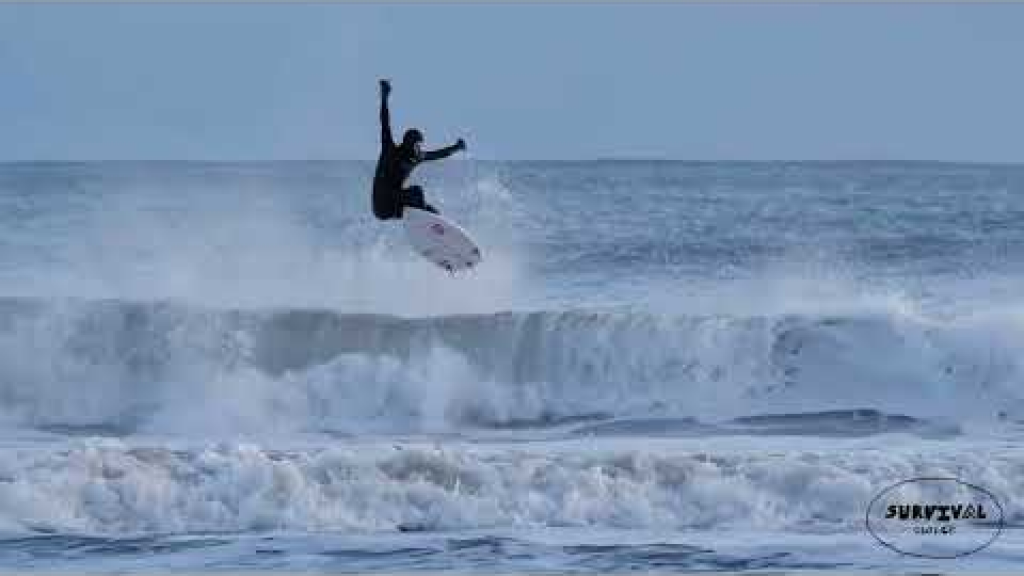SMALL WAVE AERIAL MANEUVERS | NobodySurf