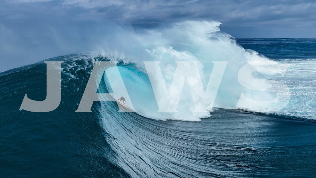 Historic Paddle Session at Jaws - Peahi | NobodySurf